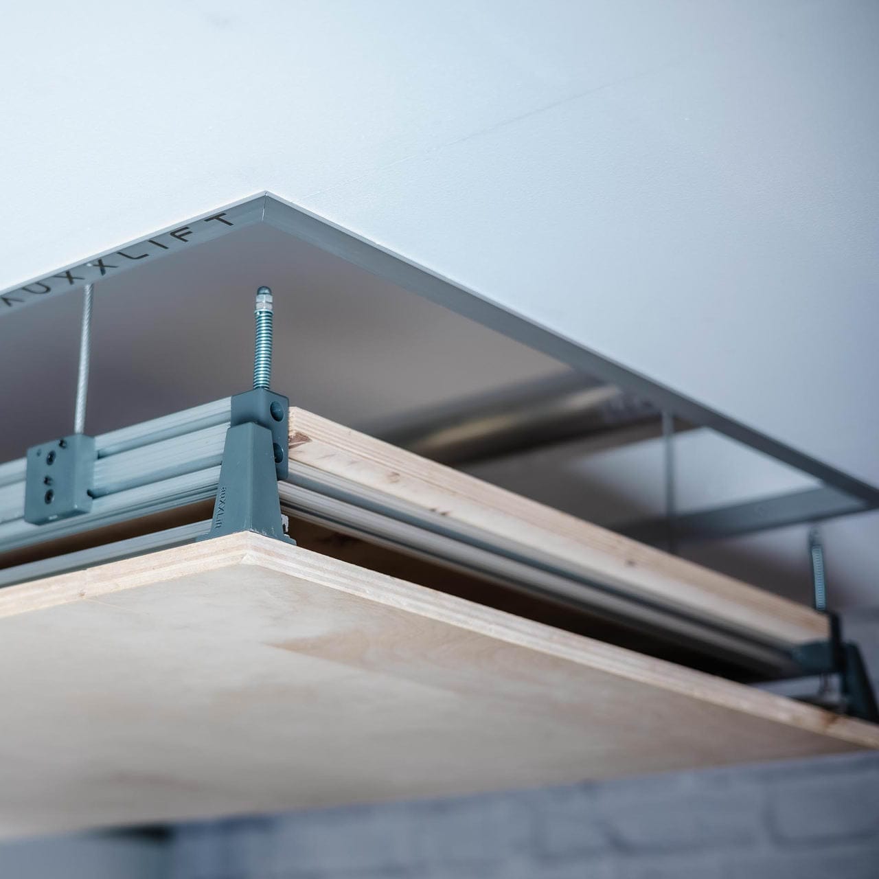 Auxx Lift 400lbs Garage and Attic Storage Lift System – Steel Edge Tools